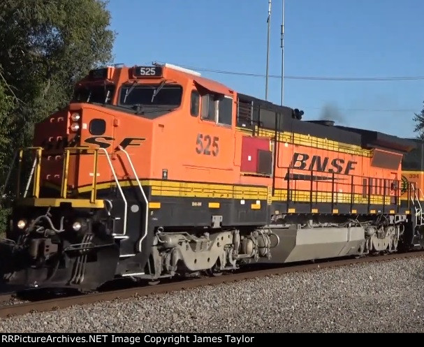 BNSF 525